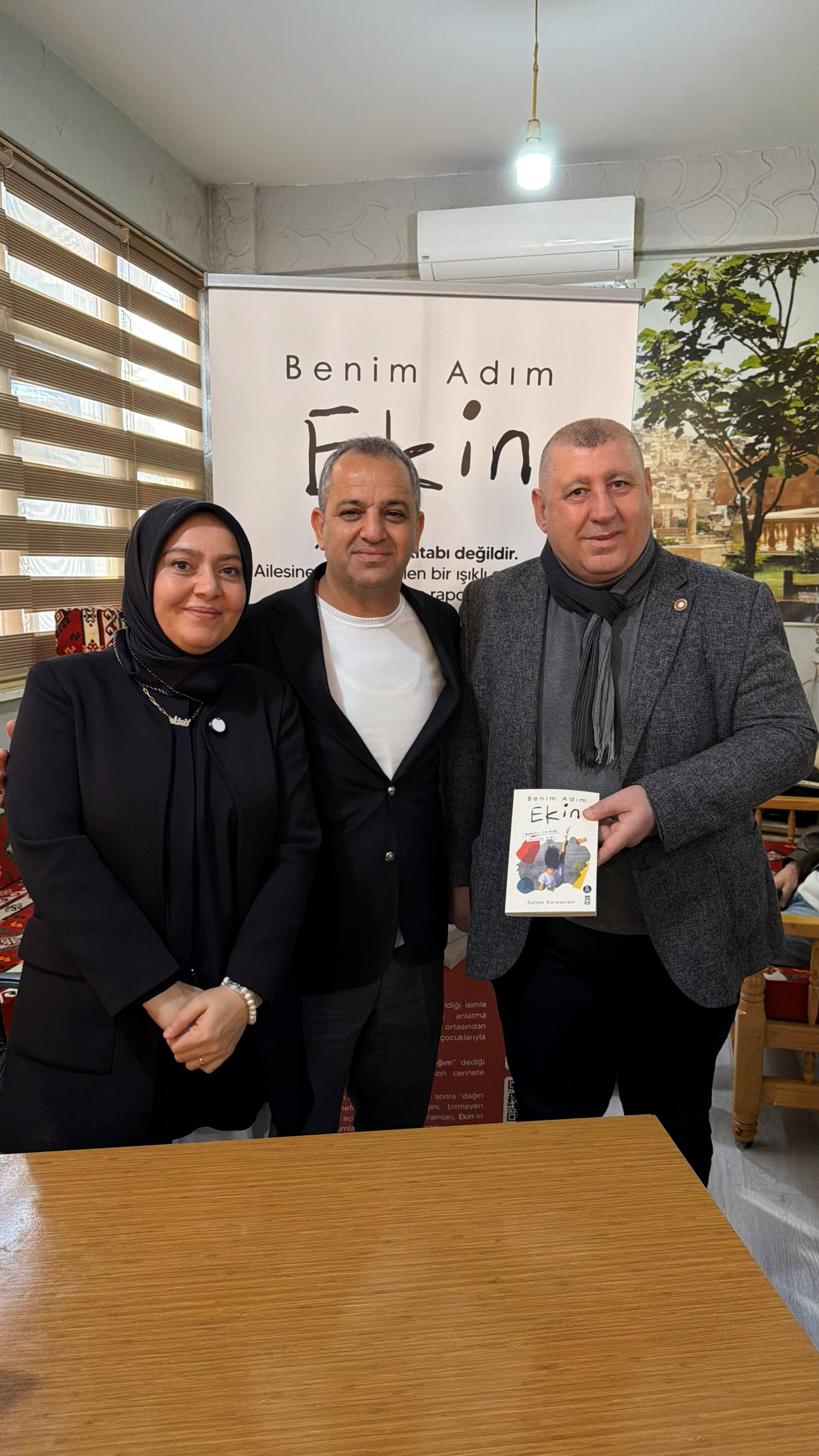 “Benim Adım Ekin” okurlarıyla buluştu - Bağımsız Kocaeli