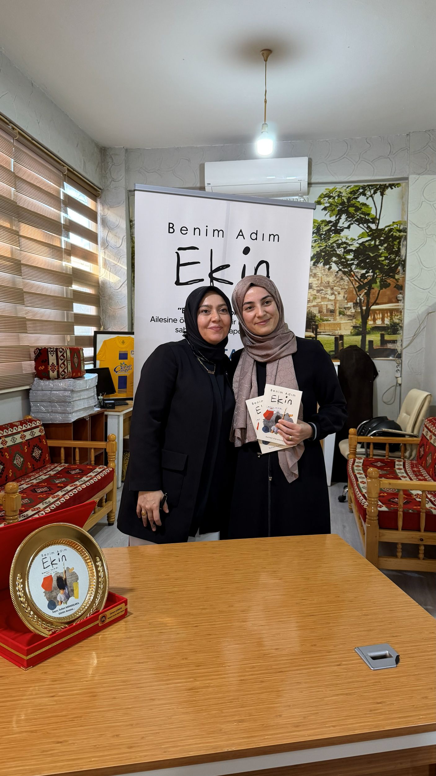 “Benim Adım Ekin” okurlarıyla buluştu - Bağımsız Kocaeli